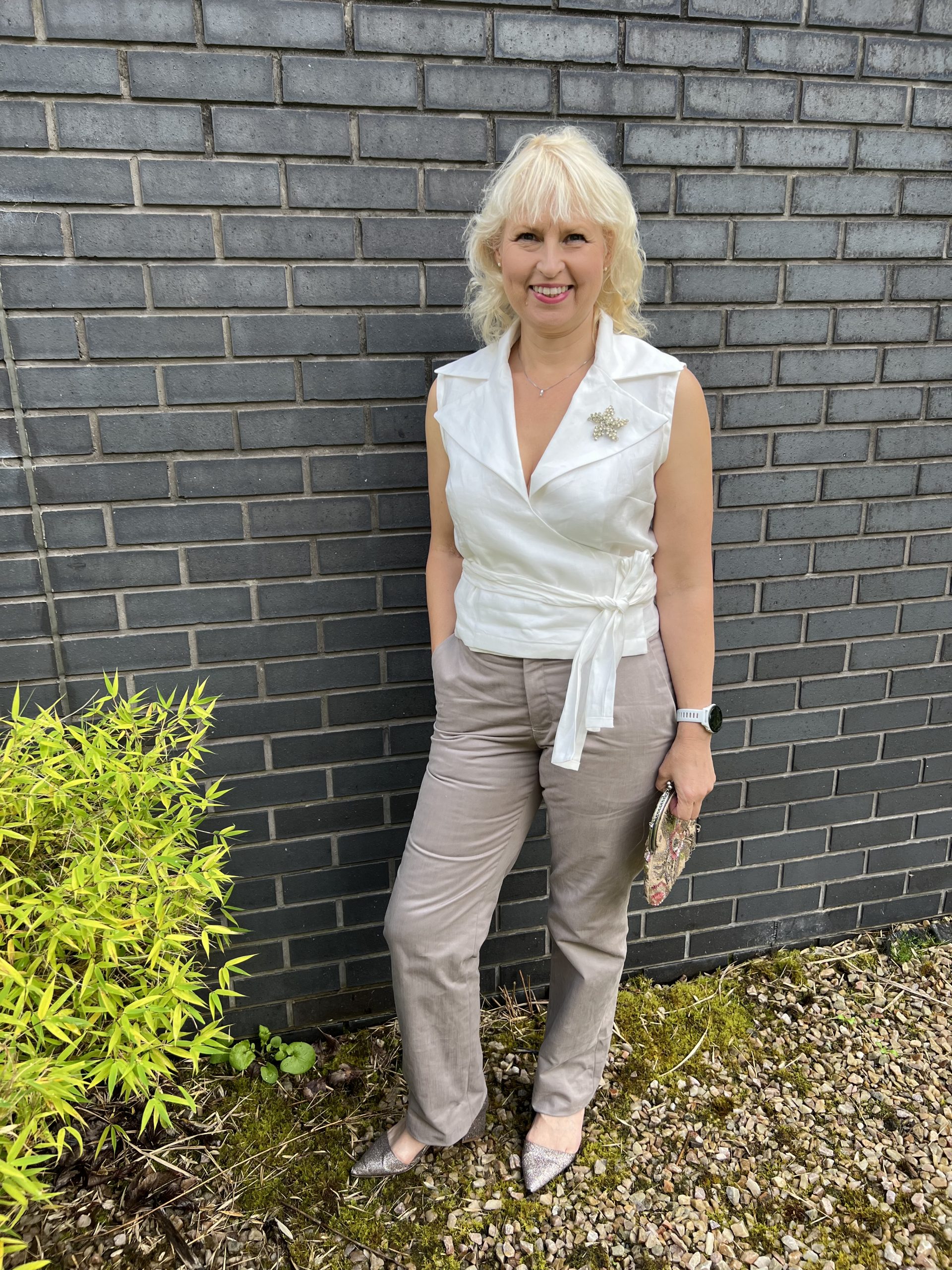 Trousers with front fly zip pattern - Freja Designer Dressmaking